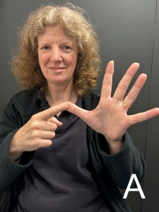 Auslan alphabet and deafblind fingerspelling | Deafblind Victoria